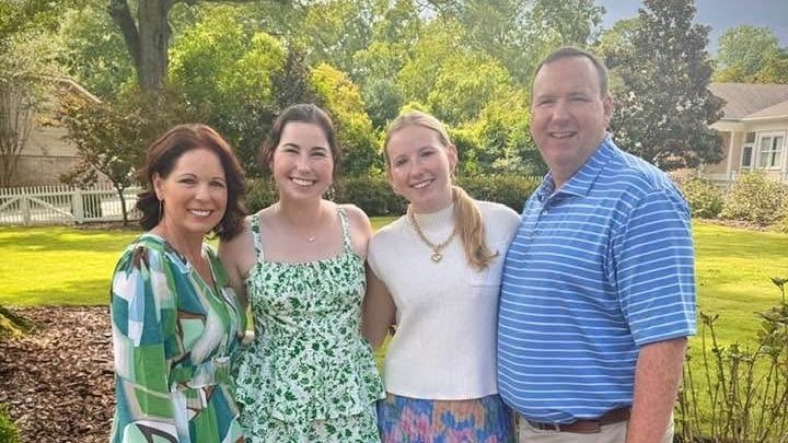 Fundraiser for Nelda Holley by Stephanie Treadaway : Support Jim Holley ...