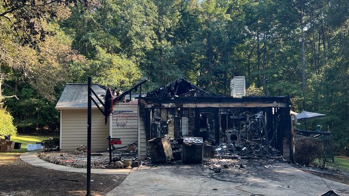 Fundraiser by MASON PIKE : Leslie's House Fire Help