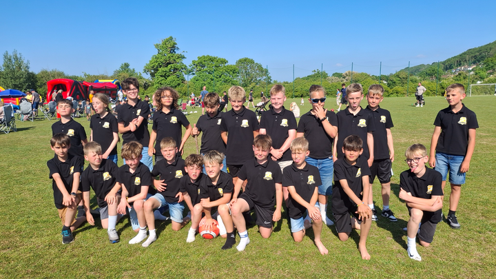 Fundraiser by Sian Roe : Sporting Weston U11 sponsored walk