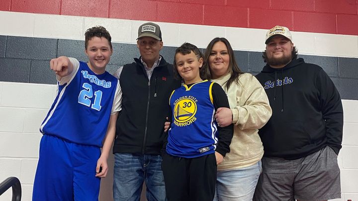 Fundraiser by Christina Primrose : Help with family expenses