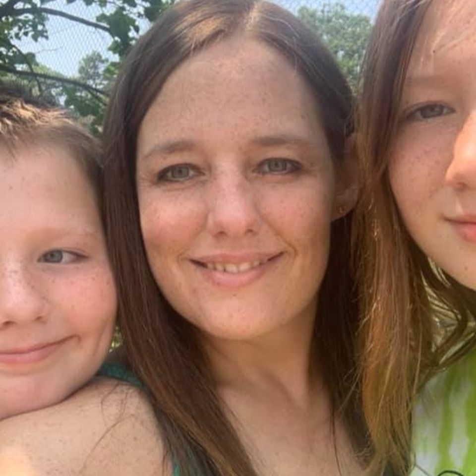 Sara Hager's Instagram, Twitter & Facebook on IDCrawl