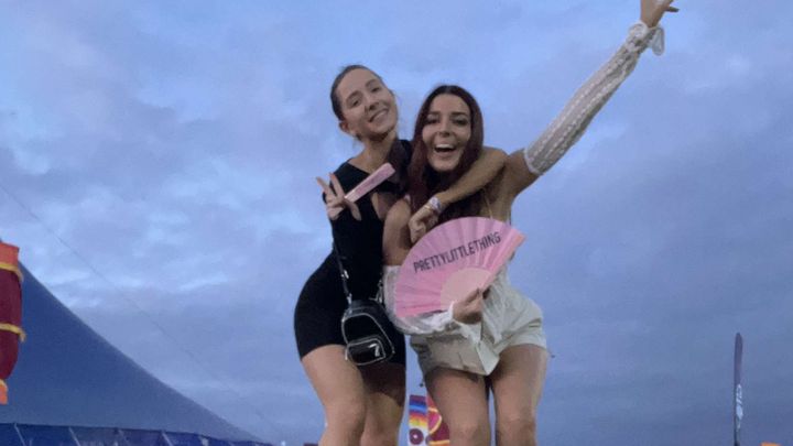 Fundraiser by Chloe And Sophie : Sophie & Chloe’s Snowdon Hike