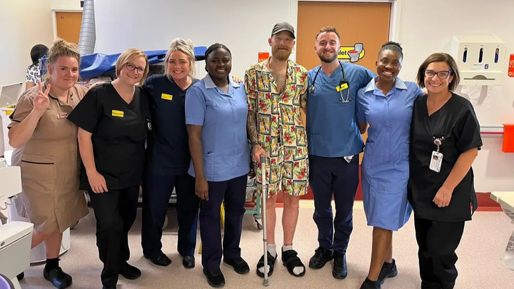 Fundraiser by philip bratt : Getting Simon get back on his feet