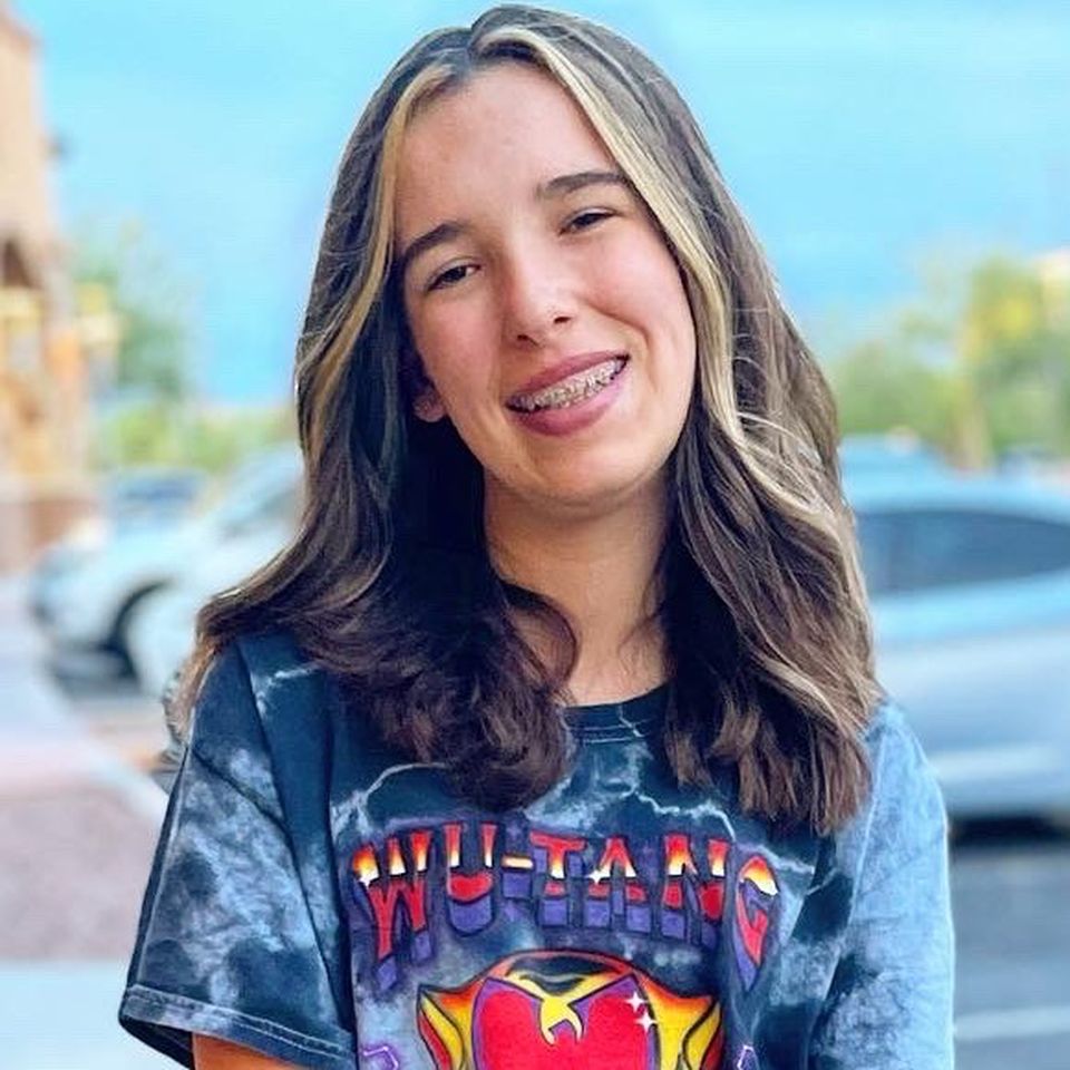 Stacie Hewitt's Instagram, Twitter & Facebook on IDCrawl