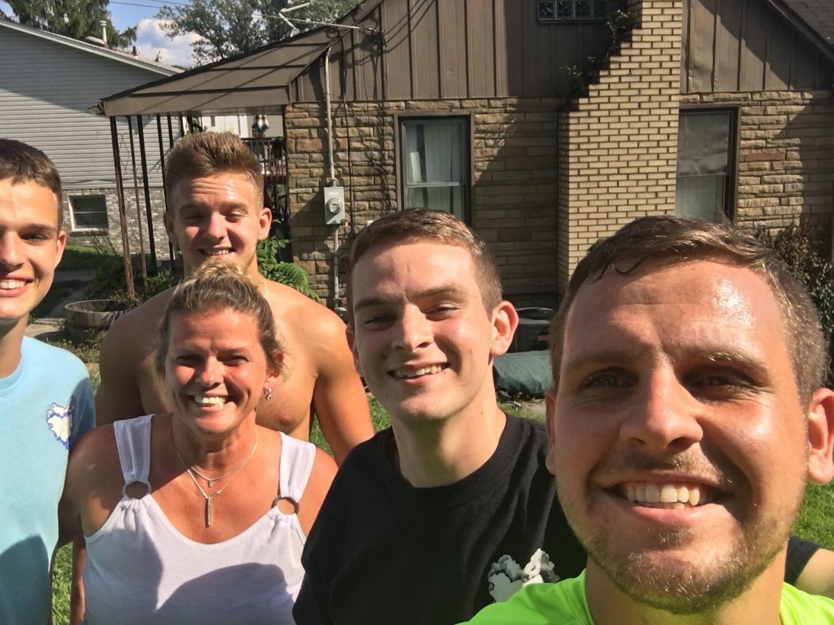 Lisa Hubble's Instagram, Twitter & Facebook on IDCrawl