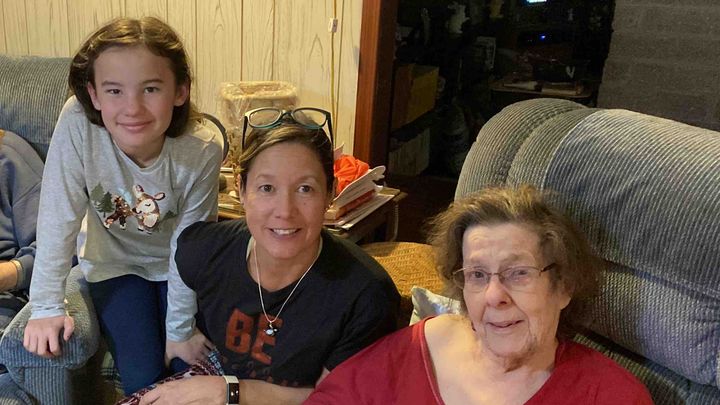 Fundraiser by Kathy Alu Seitz : Mom’s medical Bills