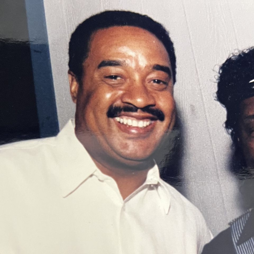 Fundraiser by Pat Hellberg : Help former sportscaster Ed Whelan bounce back