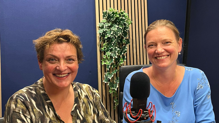 Fundraiser by Jantine Swagerman : Podcast: Lege Stoelen in de Klas