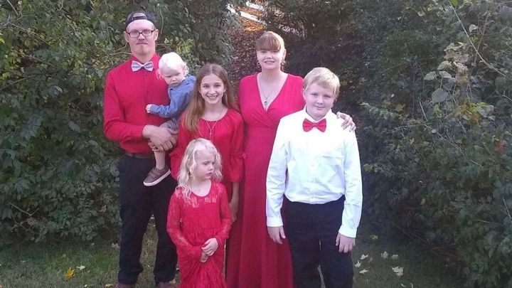 Fundraiser by Craig Ratliff : Funeral costs for an angel lost