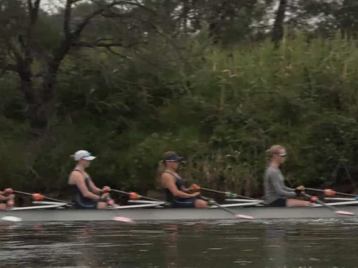 Fundraiser by Ariel van der Poll : Oars for Our U19 Girls Quad