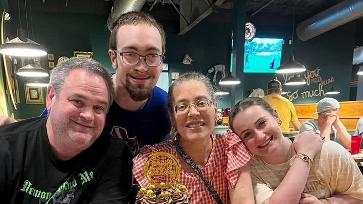 Fundraiser by Kelli Perry : Kelli Perry Medical Expenses