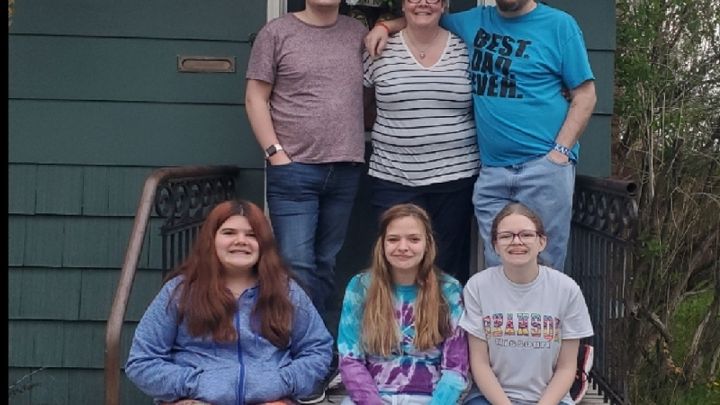 Fundraiser for Danielle Cox by Callie Hughes : Help Me beat cancer ...