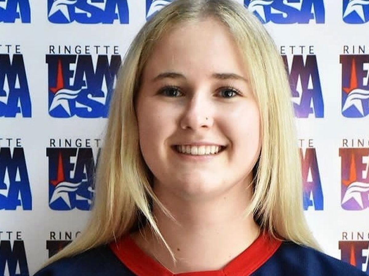 Elizabeth Bessette's Instagram, Twitter & Facebook on IDCrawl