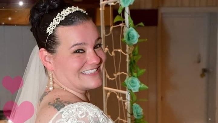 Fundraiser by Danielle Walenga(Nicholas Ridgely) : Memorial For Holly ...