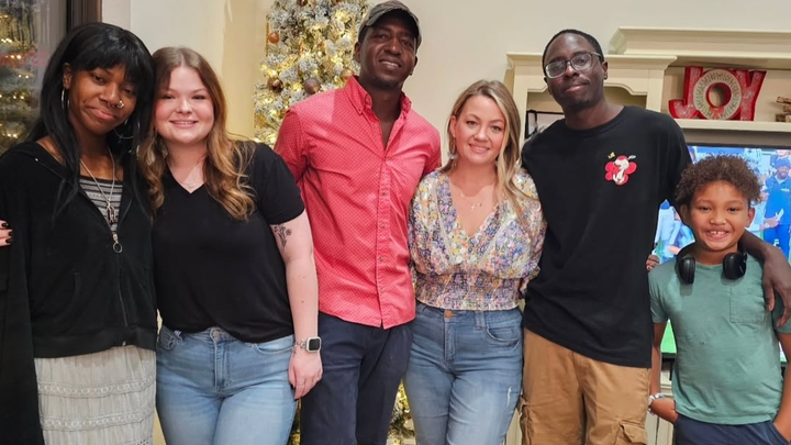 Fundraiser for shayna Rabess by Nikki Region : Reuniting a Family