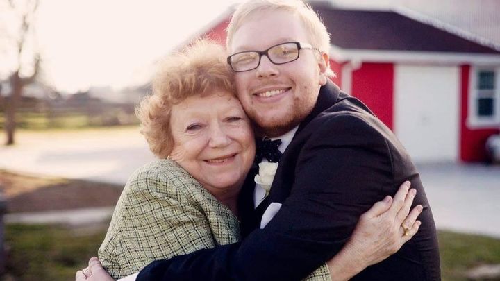 Fundraiser by Mary Copas : Help Justin with his mother's funeral