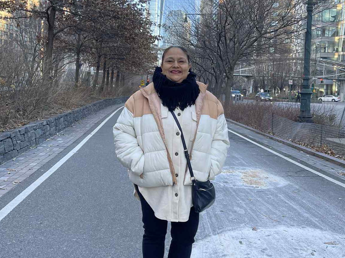 Fundraiser by Janina Gonzalez : In Memory of Elisa Kelly: Funeral Support