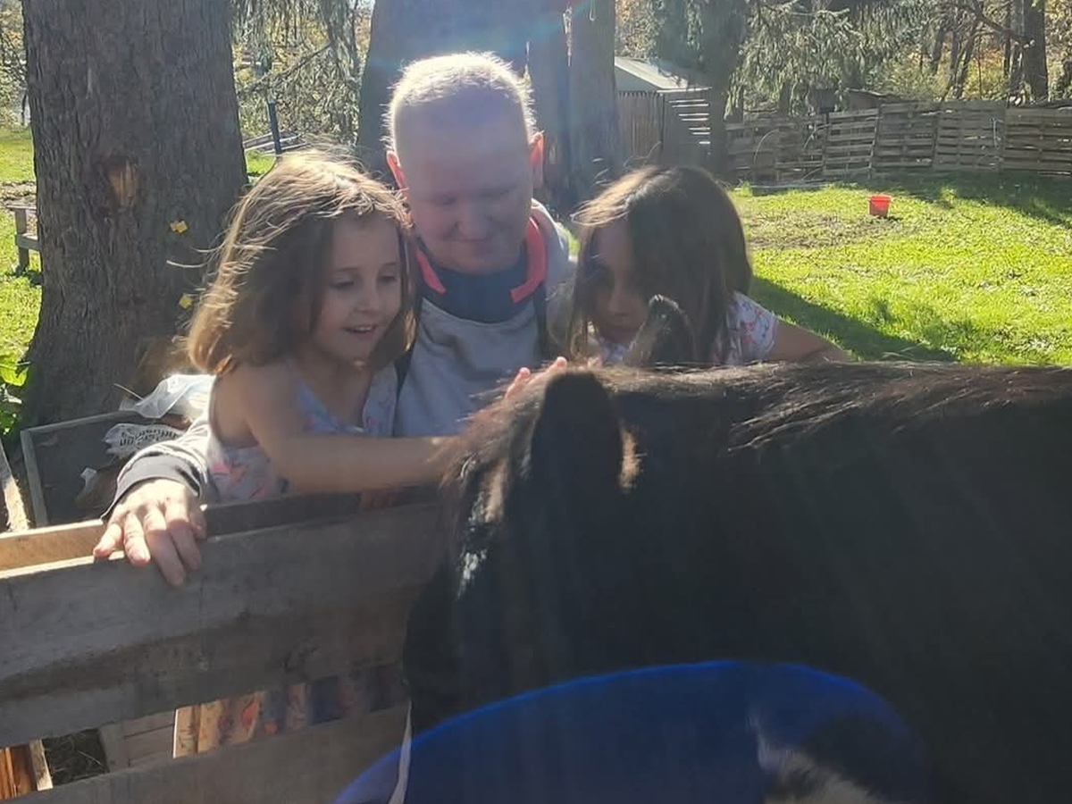 Fundraiser by Jessica Lesser : No miracles left... help family cherish time