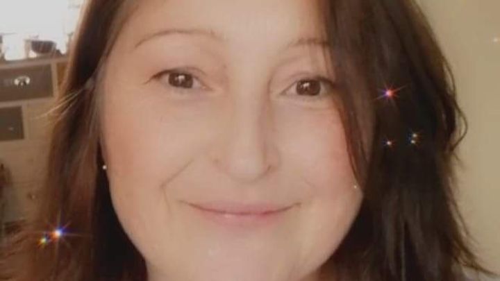 Fundraiser by Emma Cheney : Memorial bench for Rachael Hibbert