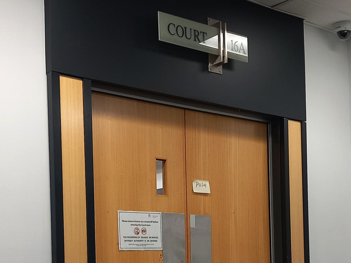 Fundraiser by Rita Van Rossum : Advocaat kosten Laurens