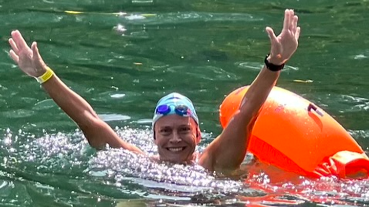 Fundraiser by DONNA BENABOU : Suzanne Dearworth's swim - Manhattan's 20 ...