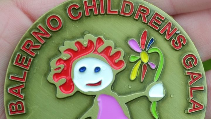 Fundraiser for Babette Hoogakker by Gordon Taylor : Balerno Children's Gala