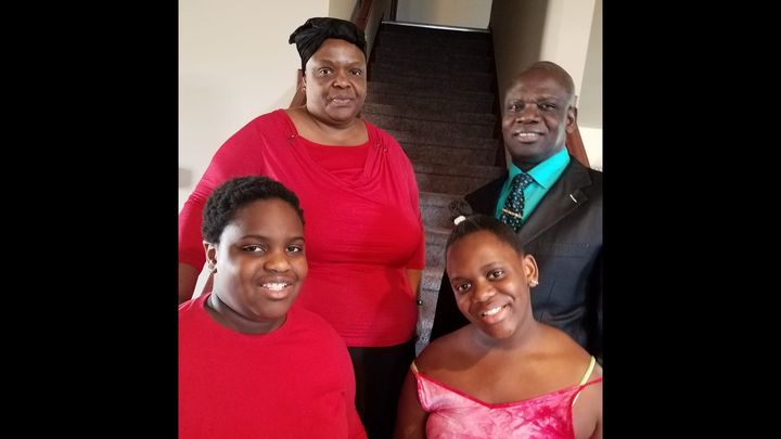 Fundraiser for Antoine Dossa by Eric Borchardt : The Dossa Family