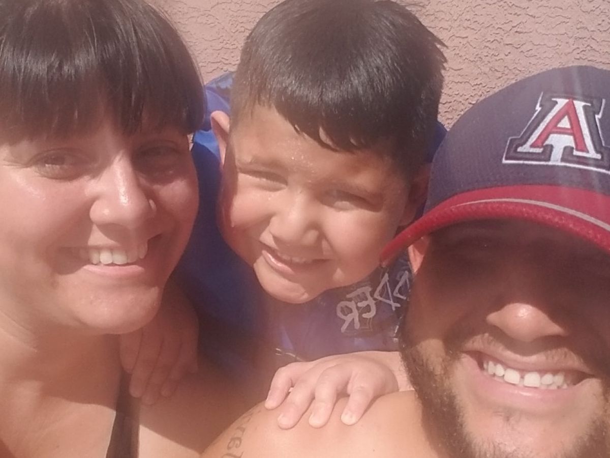 Fundraiser by Clarissa Nevarez : Keep my family together