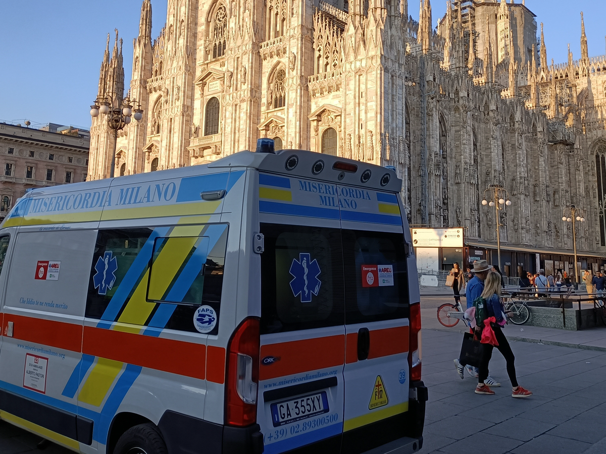 Fundraiser by Roberta Perrone : INSIEME PER UNA NUOVA AMBULANZA