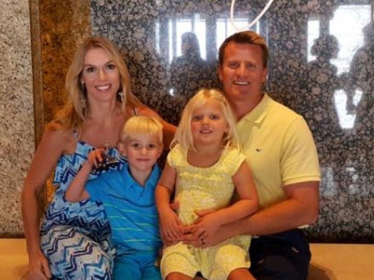 Janelle Crowe Instagram, Twitter & Facebook on IDCrawl