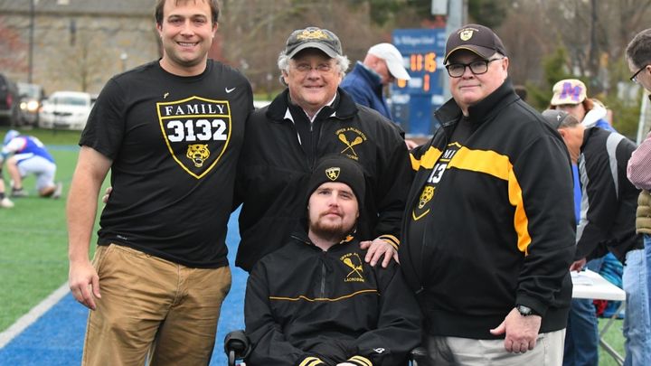 Fundraiser for Richard Vesper by Michael Johanni : A Whole Lotta Lobe