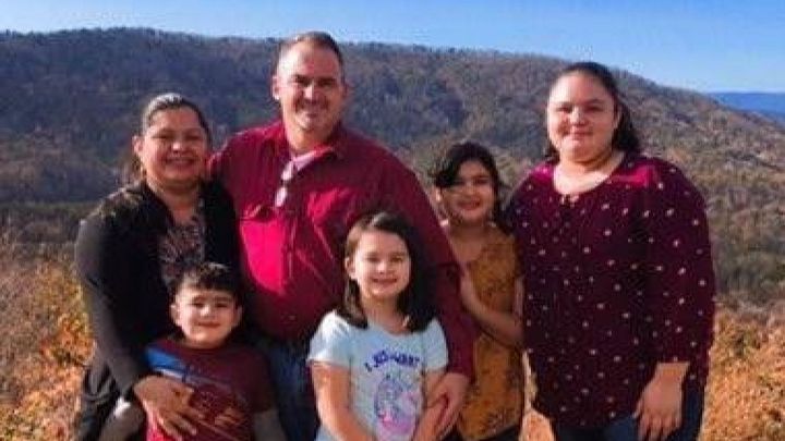 Fundraiser by Robert Burrows : Help Wade and Lourdes