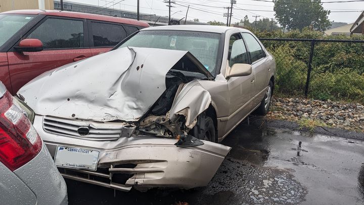 Fundraiser by Elizabeth Charette : Expenses due to car crash