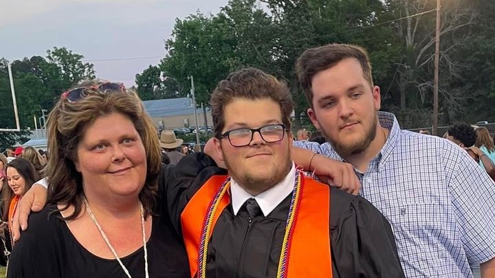 Fundraiser for Tony Toups by Susan Adams : In Memory of: Vickey Hodges ...