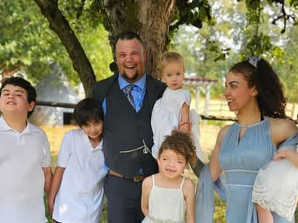 Fundraiser by Lorie Lynn Vincent : Sarah Williams and Lucas Stadnyk family