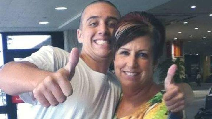 Fundraiser by Andrew Faucher : Help my mom