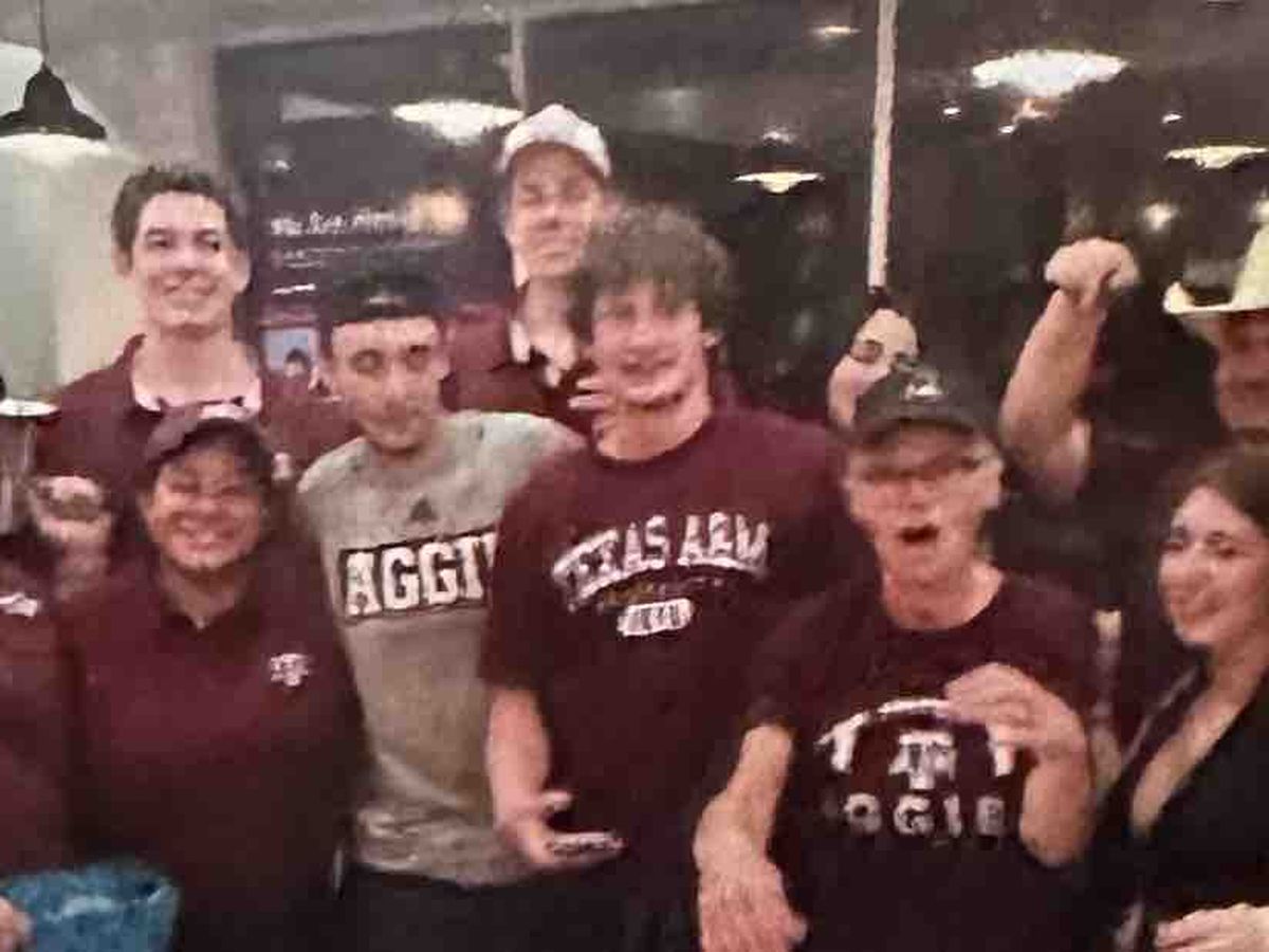 Fundraiser by Christian Clark : Donate to help Mrs. Lynn!