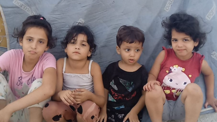 Fundraiser by Mahmoud Alsarraj : Helping my five children leave ...