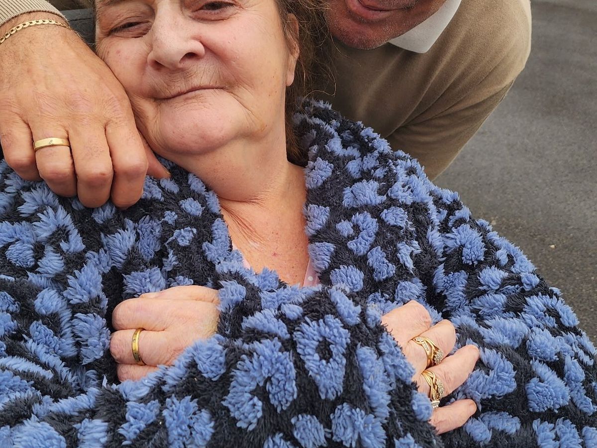 Fundraiser by Melissa Munro : Help with funeral arrangement for donna munro