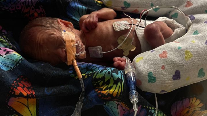 Fundraiser for Aaron Yates by Stephanie Carrick : Ramsey Nicole's NICU ...