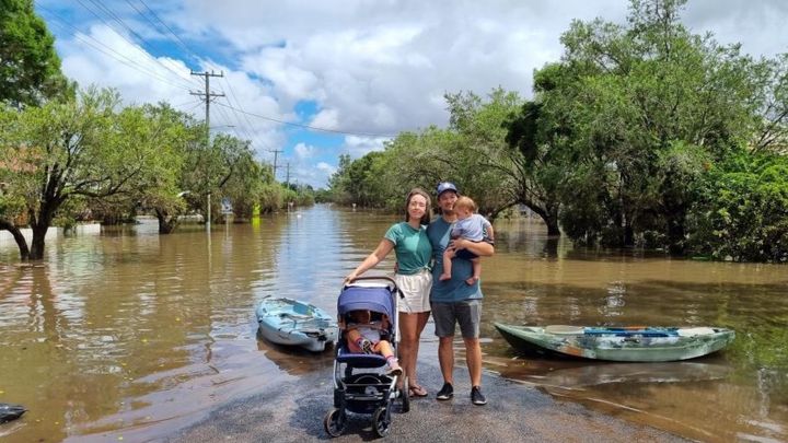 Fundraiser for Derek De Silva by Petra Watson : Flood relief for the de ...