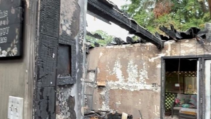 Fundraiser for Rhona Farris by Randy Flaum : House Fire: Rhona and Jim ...