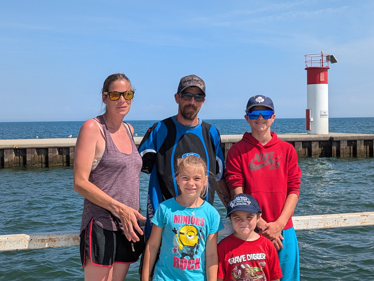 Fundraiser by Marie Julie Chartier : Help our family