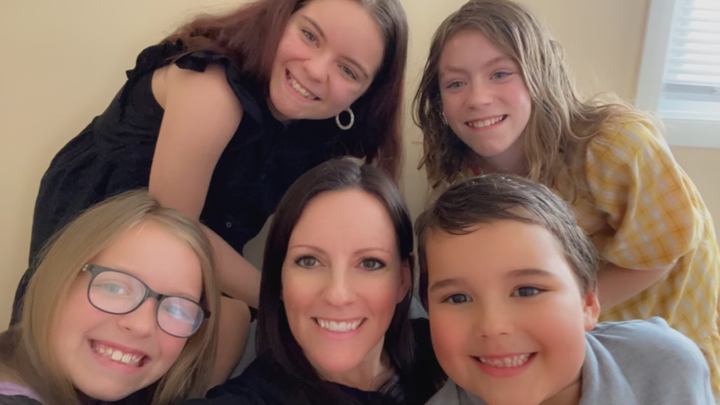 Fundraiser for Amy Felix by Heather Swenson : Single Mom of Five Needs ...