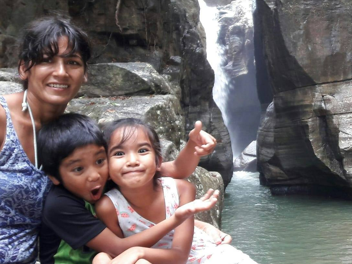 Fundraiser for Shalini Negi by Lianne Scarpellini : Shalini & Family ...