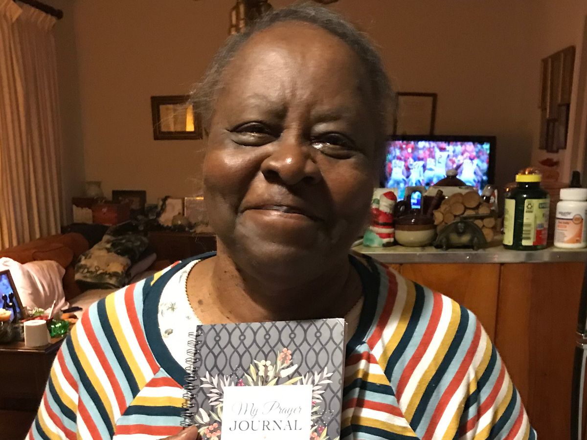 Claudia Bennett's Instagram, Twitter & Facebook on IDCrawl