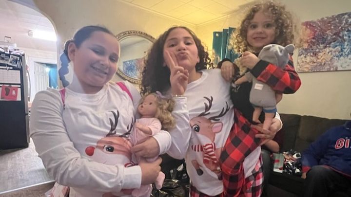 Fundraiser for Stacey Jones by Meredith Meehan : Stacey Jones & the kids.