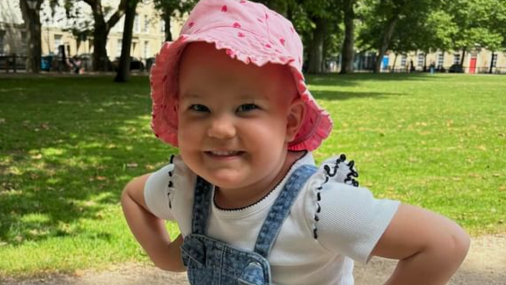 Fundraiser by Alexander Fox : Supporting the beautiful Sienna in her fight
