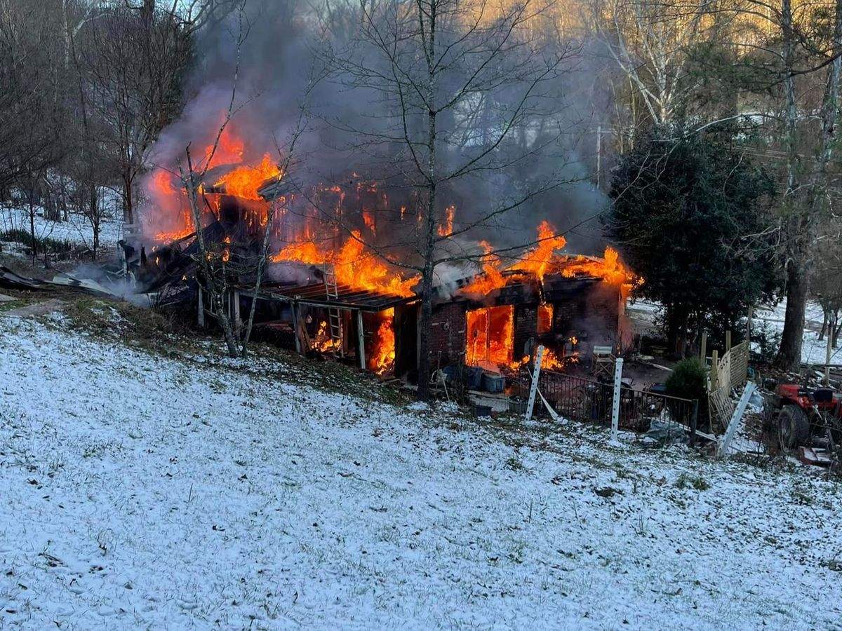 Fundraiser for Paul Dolin by Janet Strohl : Dolin Home Fire