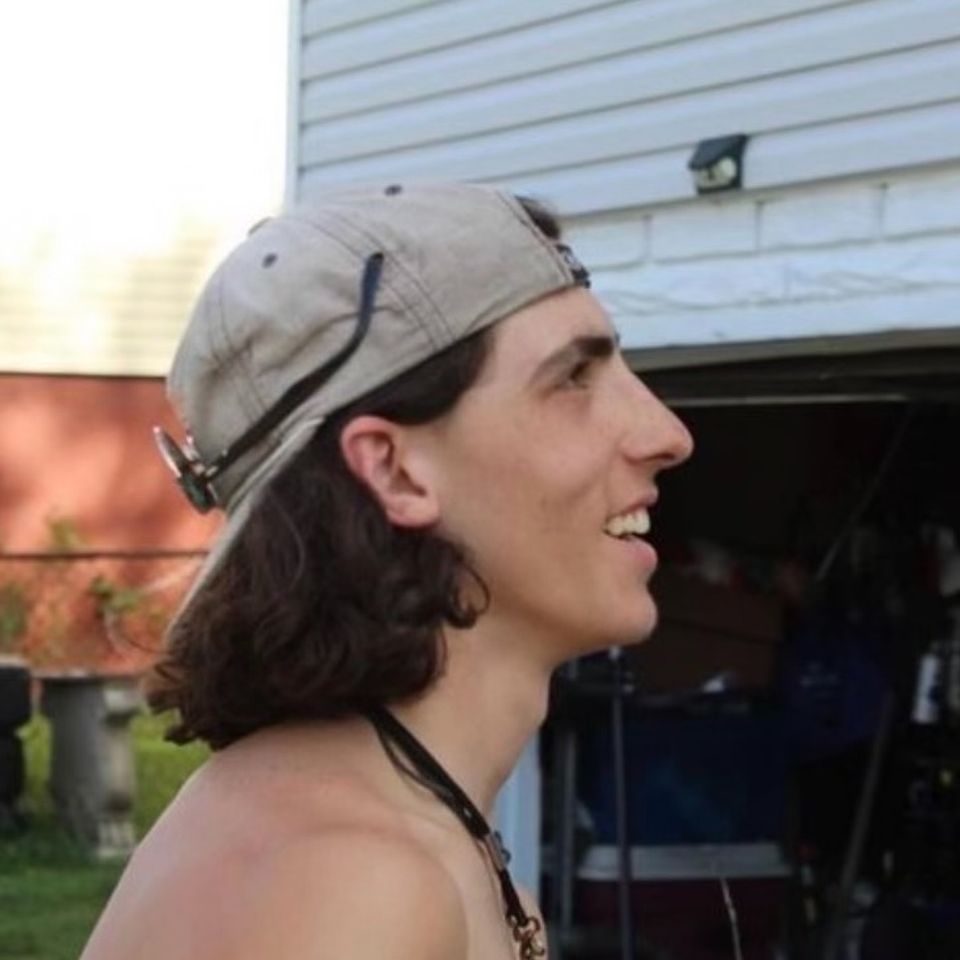 Lori Zullo's Instagram, Twitter & Facebook on IDCrawl